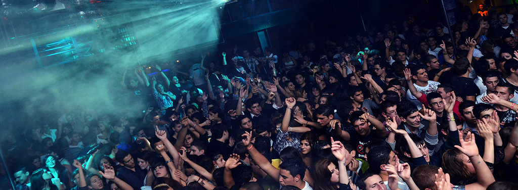 Gozo Holiday Home - Gozo nightlife to keep young people dancing